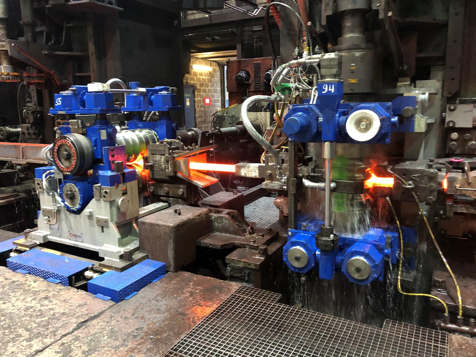 Primetals installiert Baureihe Red Ring 5 in der Annahütte - stahlbase